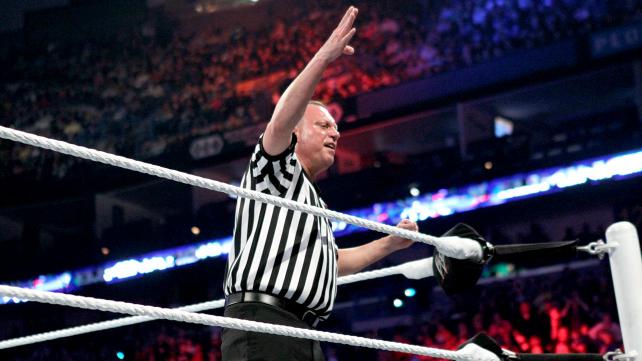 Photos Michael Chioda WWE (Raw) - Arbitre WWE (Raw) : Catch Arena