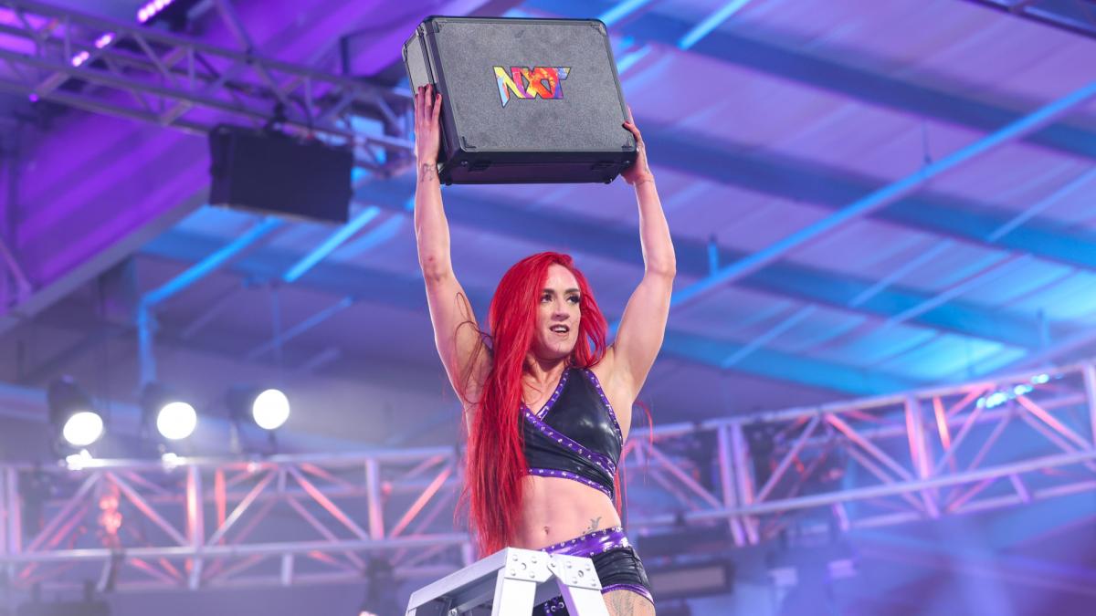 Kay Lee Ray gagne l'avantage pour son équipe WarGames | Catch Arena