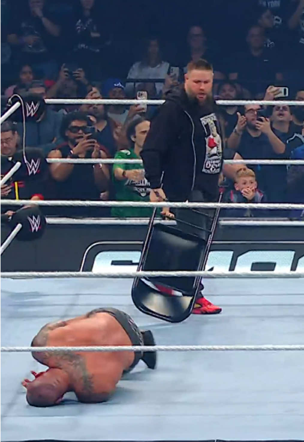 Anticipation et impatience : la fièvre du combat à la WWE avant les ...